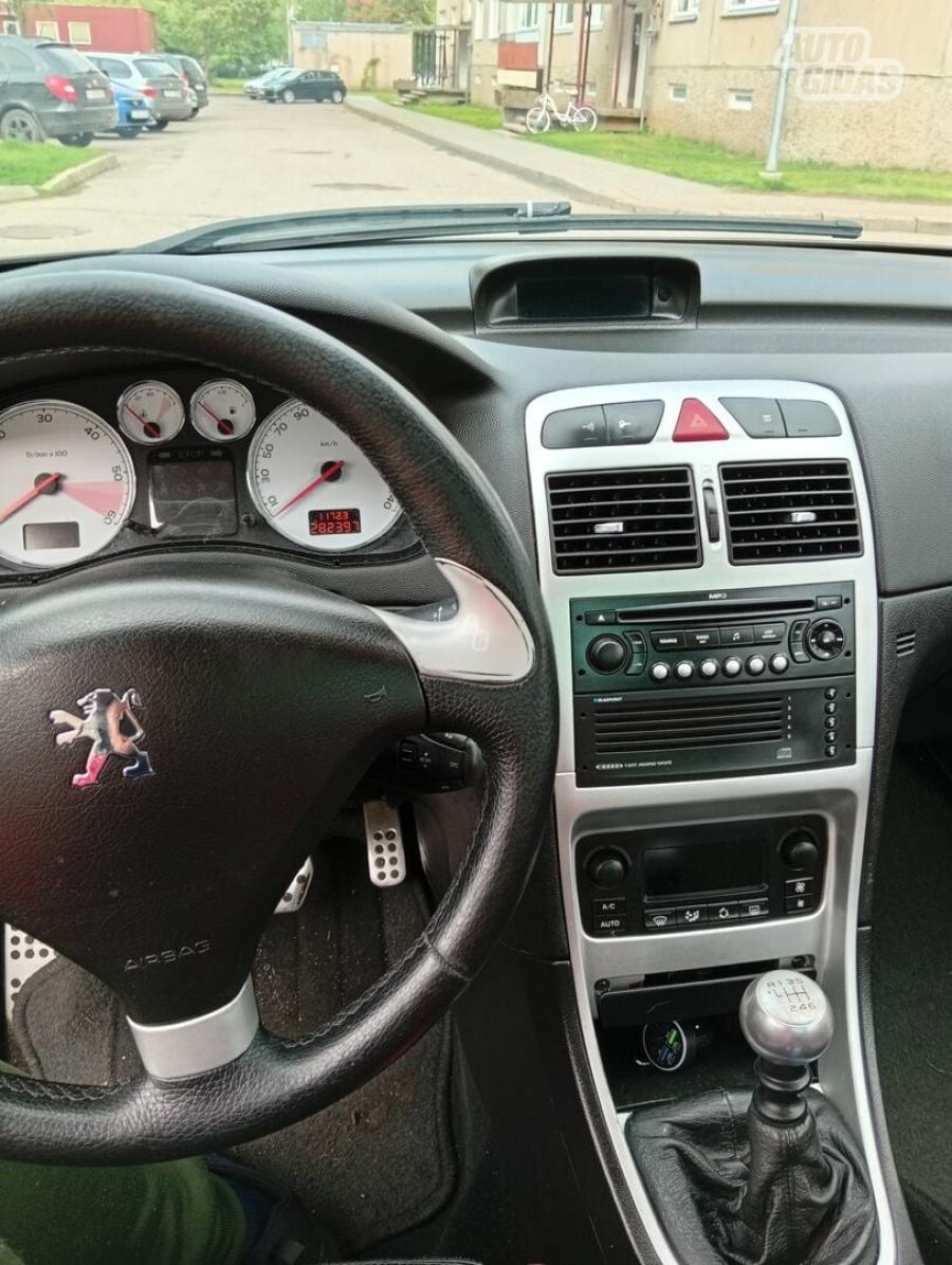 Melns Peugeot 307 2008 Kaišiadorys, ar dzinēja tilpumu 2.00 L un nobraukumu 282 tūkst. km par 2100 €, foto 14 vietnē AUTOMOTO.COM.LV