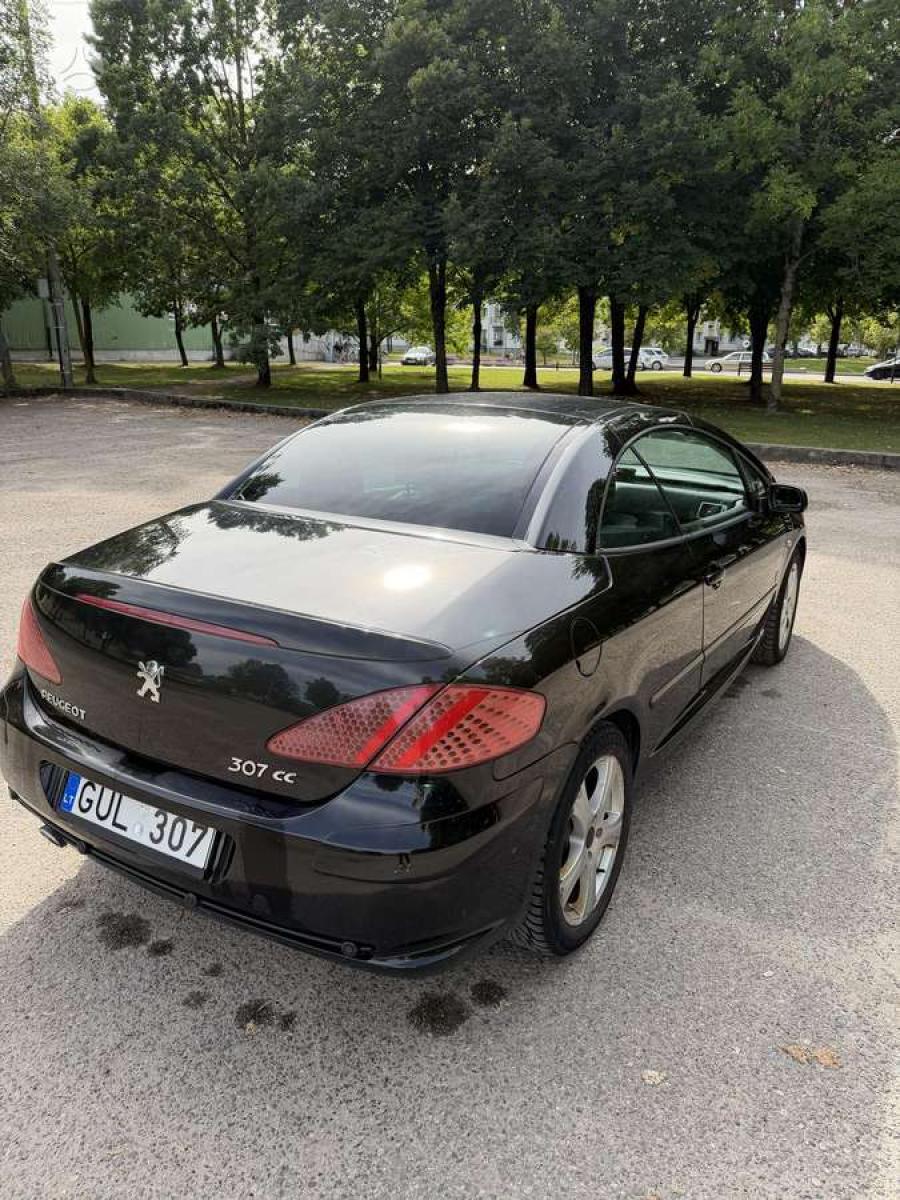 Black Peugeot 307 2008 in Naujoji Akmene, with an engine capacity of 2.00 L and mileage of 173 thousand km for 3200 €, photo 3 on AUTOMOTO.COM.LV