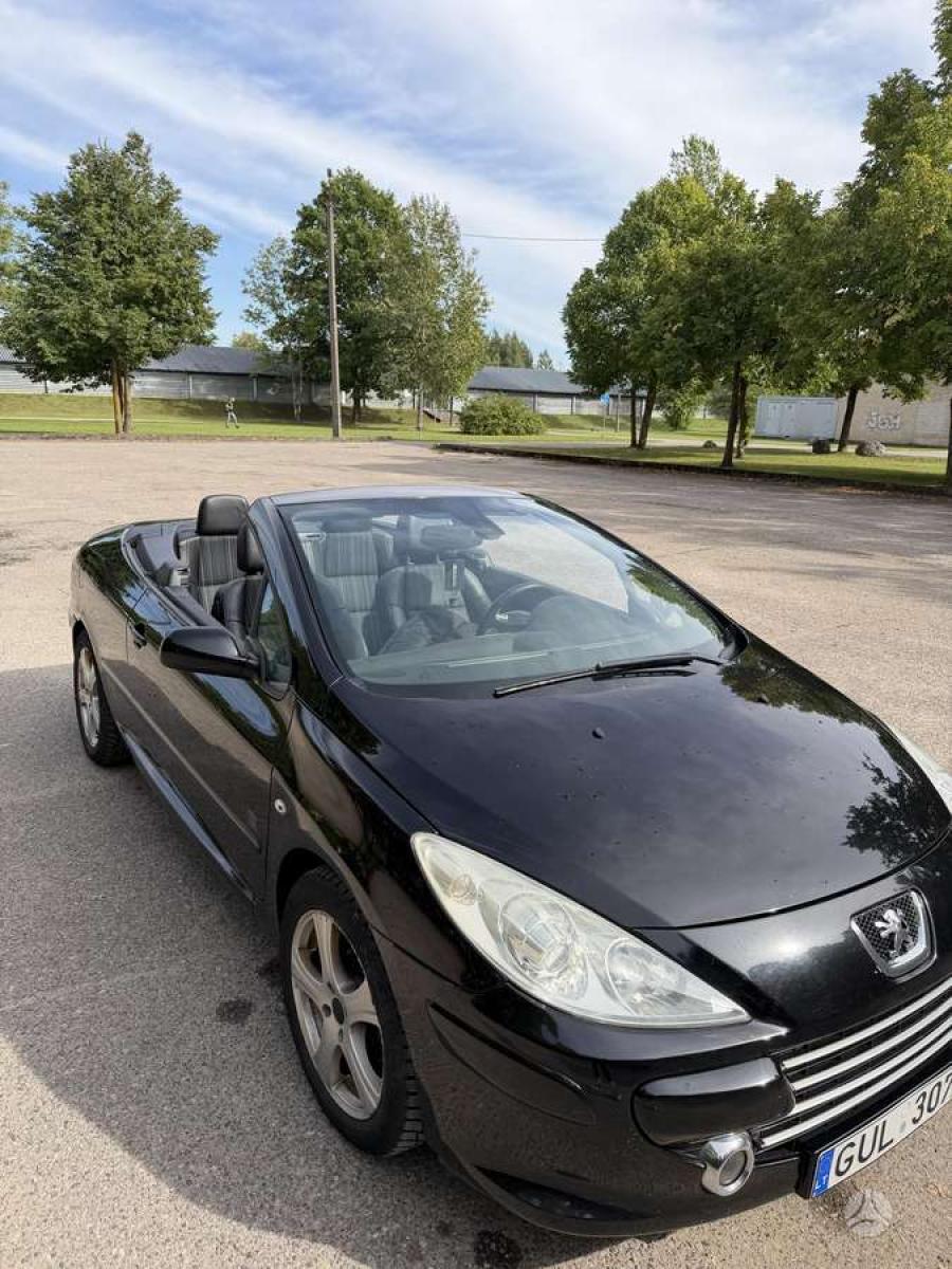 Black Peugeot 307 2008 in Naujoji Akmene, with an engine capacity of 2.00 L and mileage of 173 thousand km for 3200 €, photo 4 on AUTOMOTO.COM.LV
