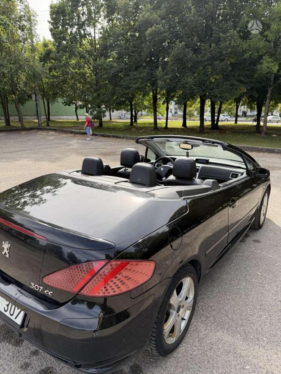 Black Peugeot 307 2008 in Naujoji Akmene, with an engine capacity of 2.00 L and mileage of 173 thousand km for 3200 €, photo 6 on AUTOMOTO.COM.LV