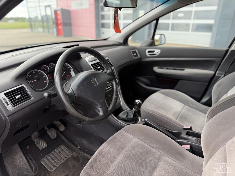Черный Пежо 307 2002 в Паневежис, объемом двигателя 2.00 л и пробегом 380 тыс. км за 550 €, фото 10 на AUTOMOTO.COM.LV