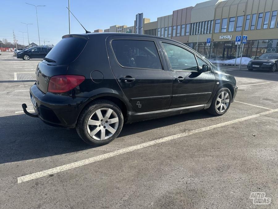 Black Peugeot 307 2003 in Kaunas, with an engine capacity of 2.00 L and mileage of 370 thousand km for 1450 €, photo 5 on AUTOMOTO.COM.LV