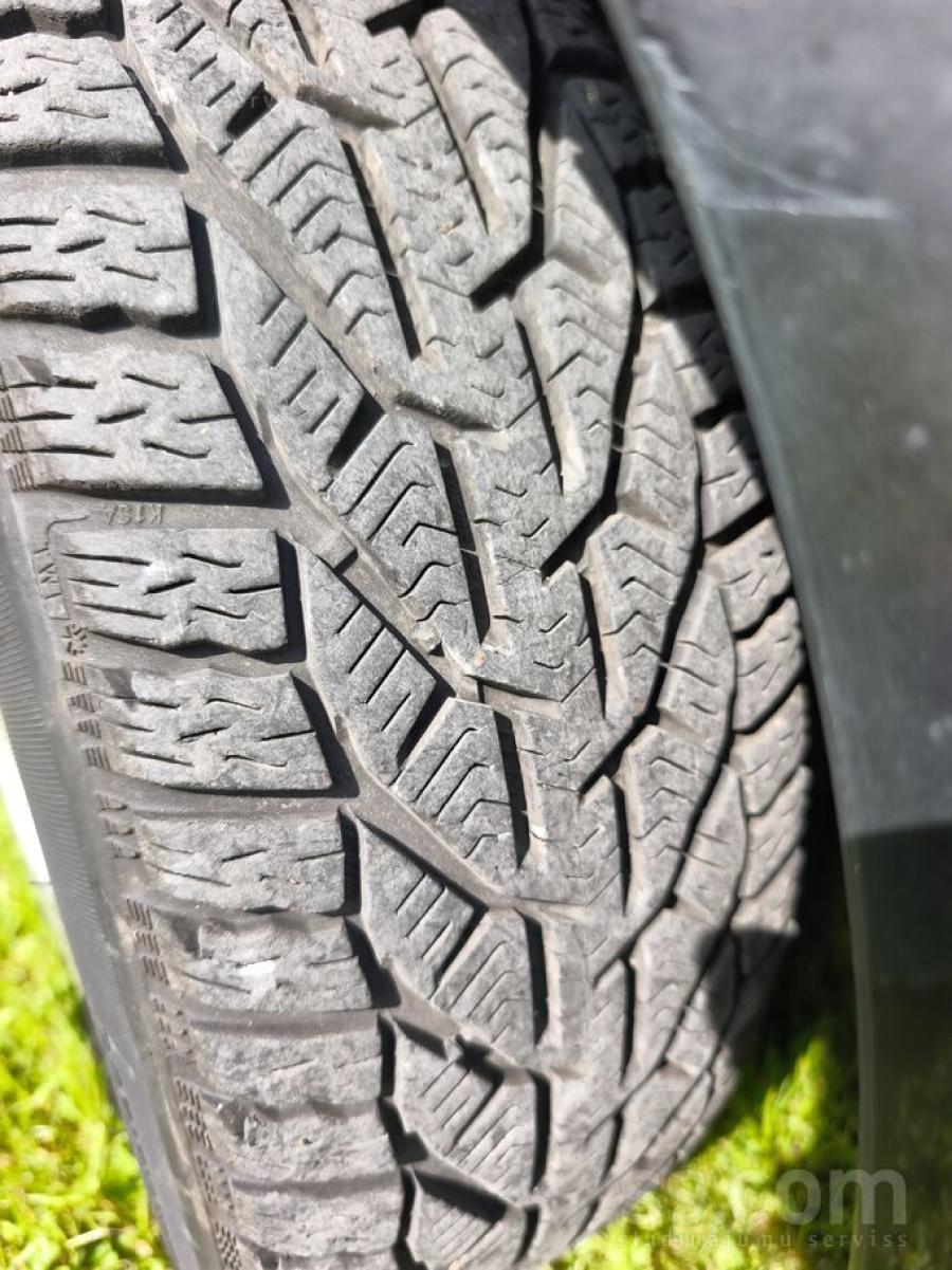Melns Peugeot 307 2003 Jūrmala, ar dzinēja tilpumu 2.00 L un nobraukumu 349 tūkst. km par 1500 €, foto 5 vietnē AUTOMOTO.COM.LV