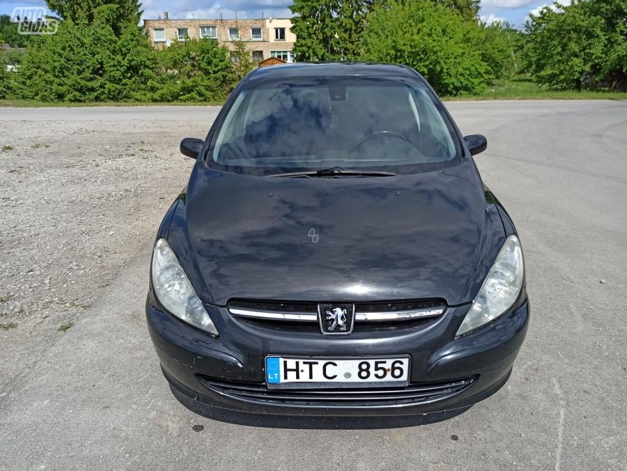 Black Peugeot 307 2004 in Vilnius, with an engine capacity of 2.00 L and mileage of 304 thousand km for 700 €, photo 3 on AUTOMOTO.COM.LV