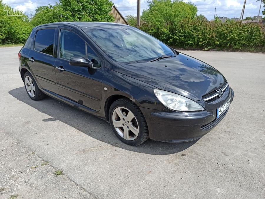 Black Peugeot 307 2004 in Vilnius, with an engine capacity of 2.00 L and mileage of 304 thousand km for 700 €, photo 4 on AUTOMOTO.COM.LV