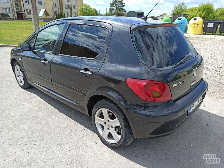 Black Peugeot 307 2004 in Vilnius, with an engine capacity of 2.00 L and mileage of 304 thousand km for 700 €, photo 8 on AUTOMOTO.COM.LV