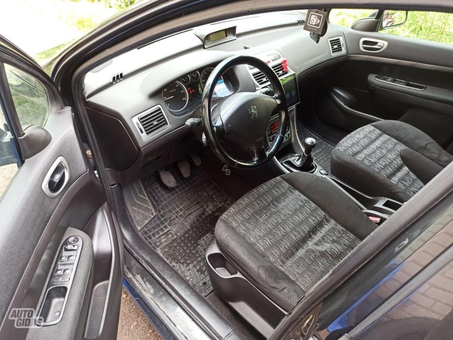 Black Peugeot 307 2004 in Vilnius, with an engine capacity of 2.00 L and mileage of 304 thousand km for 700 €, photo 11 on AUTOMOTO.COM.LV
