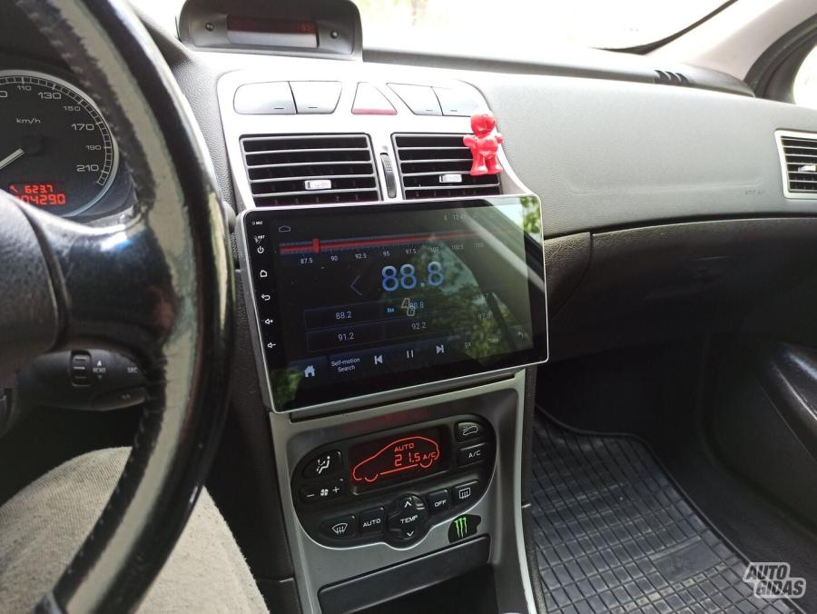 Black Peugeot 307 2004 in Vilnius, with an engine capacity of 2.00 L and mileage of 304 thousand km for 700 €, photo 15 on AUTOMOTO.COM.LV