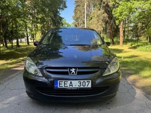 Черный Пежо 307 2004 в Паневежис, объемом двигателя 2.00 л и пробегом 324 тыс. км за 590 €, фото 4 на AUTOMOTO.COM.LV