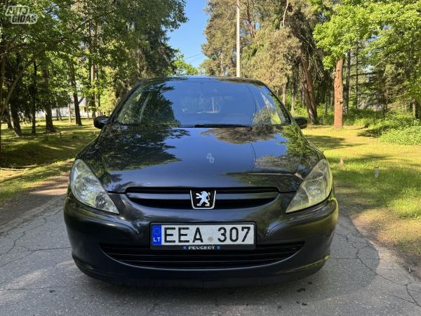 Черный Пежо 307 2004 в Паневежис, объемом двигателя 2.00 л и пробегом 323 тыс. км за 585 €, фото 3 на AUTOMOTO.COM.LV