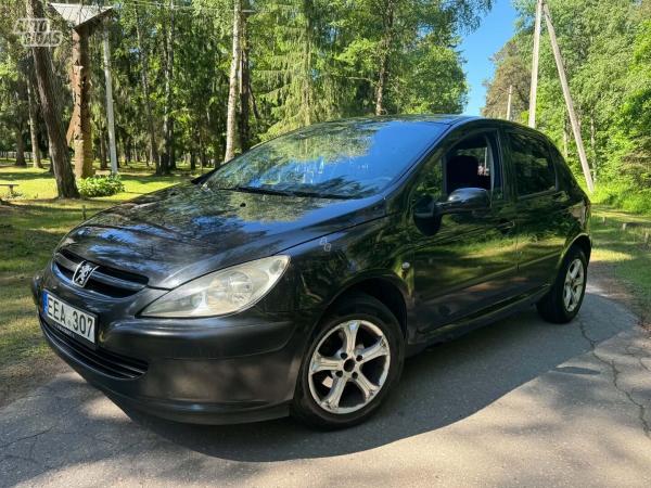 Melns Peugeot 307 2004 Panevēža, ar dzinēja tilpumu 2.00 L un nobraukumu 323 tūkst. km par 590 €, foto 5 vietnē AUTOMOTO.COM.LV
