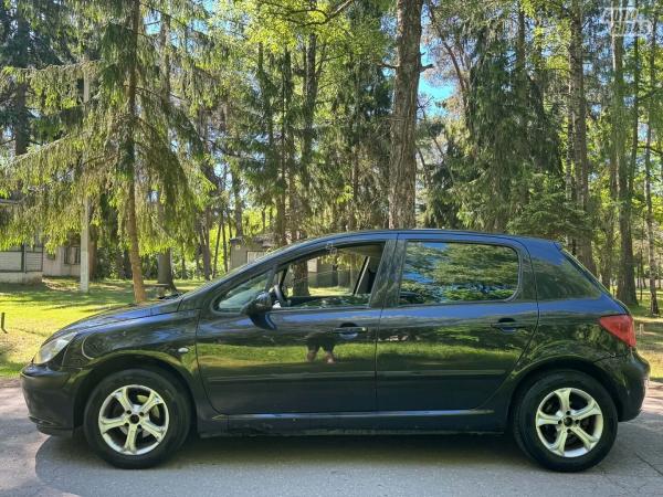 Black Peugeot 307 2004 in Panevezys, with an engine capacity of 2.00 L and mileage of 323 thousand km for 590 €, photo 7 on AUTOMOTO.COM.LV
