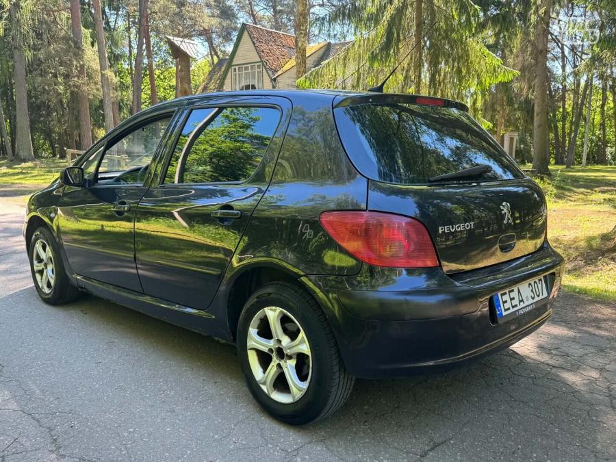 Черный Пежо 307 2004 в Паневежис, объемом двигателя 2.00 л и пробегом 323 тыс. км за 590 €, фото 9 на AUTOMOTO.COM.LV