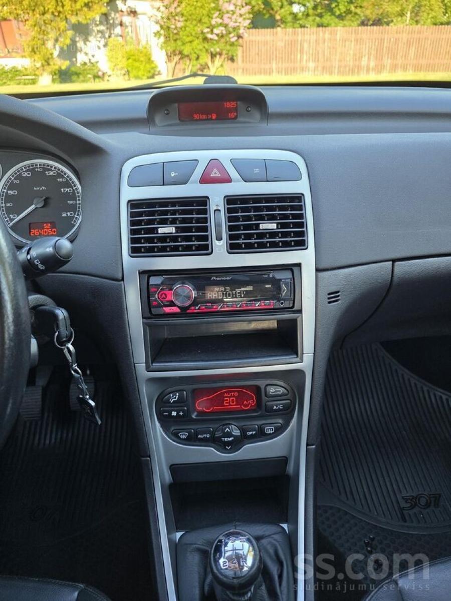 Melns Peugeot 307 2004 Ventspils, ar dzinēja tilpumu 2.00 L un nobraukumu 264 tūkst. km par 1200 €, foto 14 vietnē AUTOMOTO.COM.LV