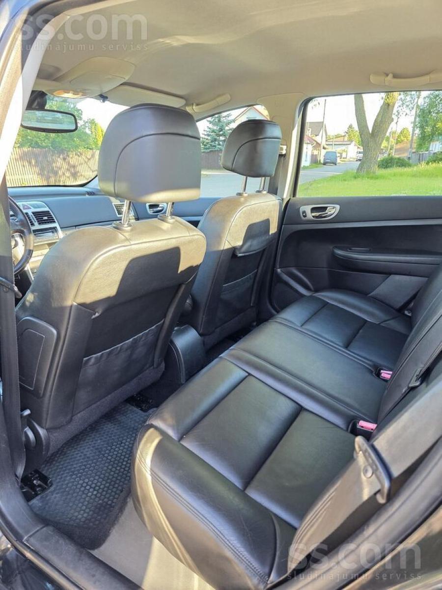 Melns Peugeot 307 2004 Ventspils, ar dzinēja tilpumu 2.00 L un nobraukumu 264 tūkst. km par 1200 €, foto 18 vietnē AUTOMOTO.COM.LV