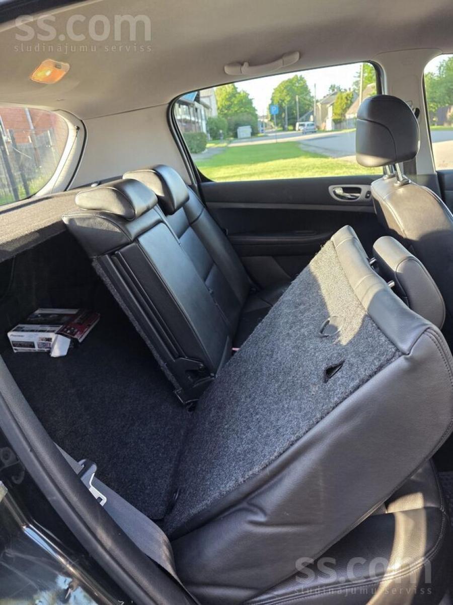 Melns Peugeot 307 2004 Ventspils, ar dzinēja tilpumu 2.00 L un nobraukumu 264 tūkst. km par 1200 €, foto 20 vietnē AUTOMOTO.COM.LV