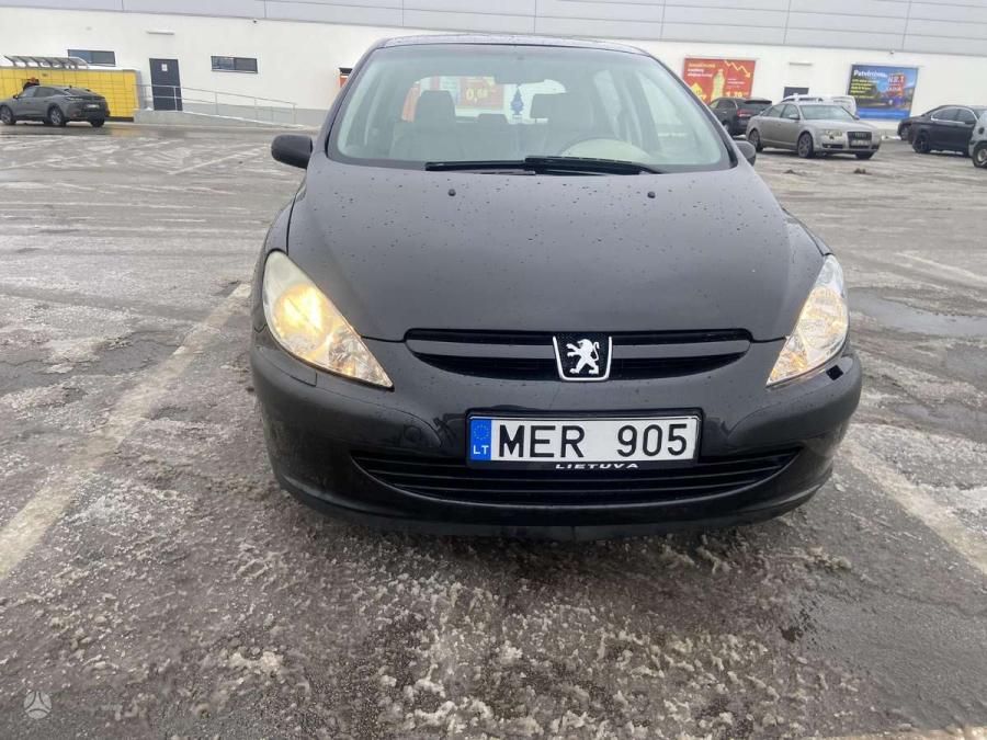 Black Peugeot 307 2005 in Kaunas, with an engine capacity of 1.60 L and mileage of 214 thousand km for 1550 €, photo 1 on AUTOMOTO.COM.LV