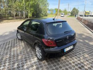 Black Peugeot 307 2005 in Kaunas, with an engine capacity of 1.60 L and mileage of 290 thousand km for 990 €, photo 7 on AUTOMOTO.COM.LV