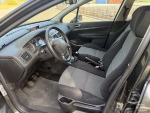 Black Peugeot 307 2005 in Kaunas, with an engine capacity of 1.60 L and mileage of 290 thousand km for 990 €, photo 9 on AUTOMOTO.COM.LV