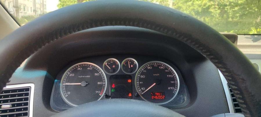 Черный Пежо 307 2005 в Вильнюс, объемом двигателя 2.00 л и пробегом 346 тыс. км за 650 €, фото 9 на AUTOMOTO.COM.LV