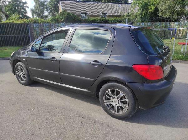 Black Peugeot 307 2005 in Kretinga, with an engine capacity of 1.56 L and mileage of 422 thousand km for 630 €, photo 7 on AUTOMOTO.COM.LV
