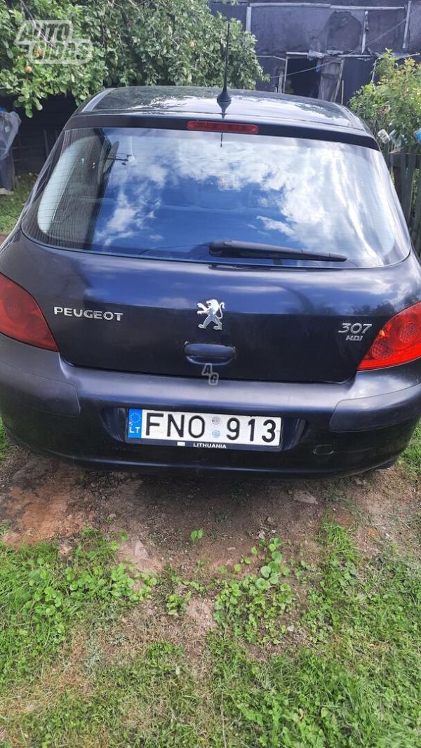 Melns Peugeot 307 2006 Viļņa, ar dzinēja tilpumu 1.60 L un nobraukumu 260 tūkst. km par 1400 €, foto 3 vietnē AUTOMOTO.COM.LV