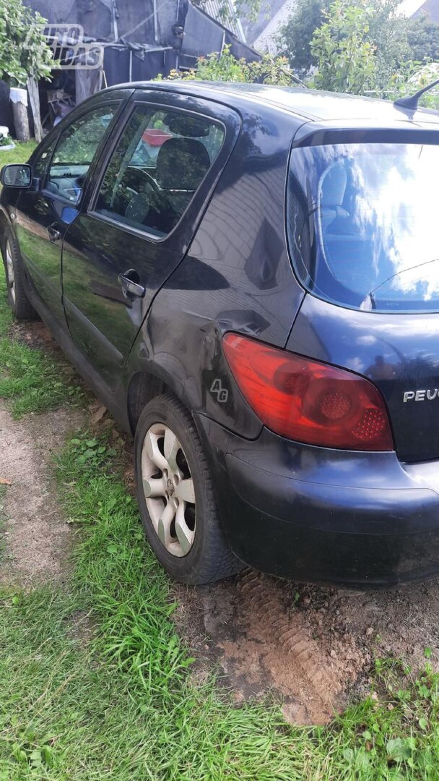 Melns Peugeot 307 2006 Viļņa, ar dzinēja tilpumu 1.60 L un nobraukumu 260 tūkst. km par 1400 €, foto 6 vietnē AUTOMOTO.COM.LV