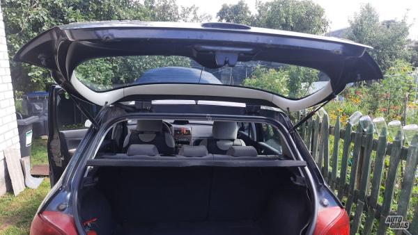 Melns Peugeot 307 2006 Viļņa, ar dzinēja tilpumu 1.60 L un nobraukumu 260 tūkst. km par 1400 €, foto 6 vietnē AUTOMOTO.COM.LV