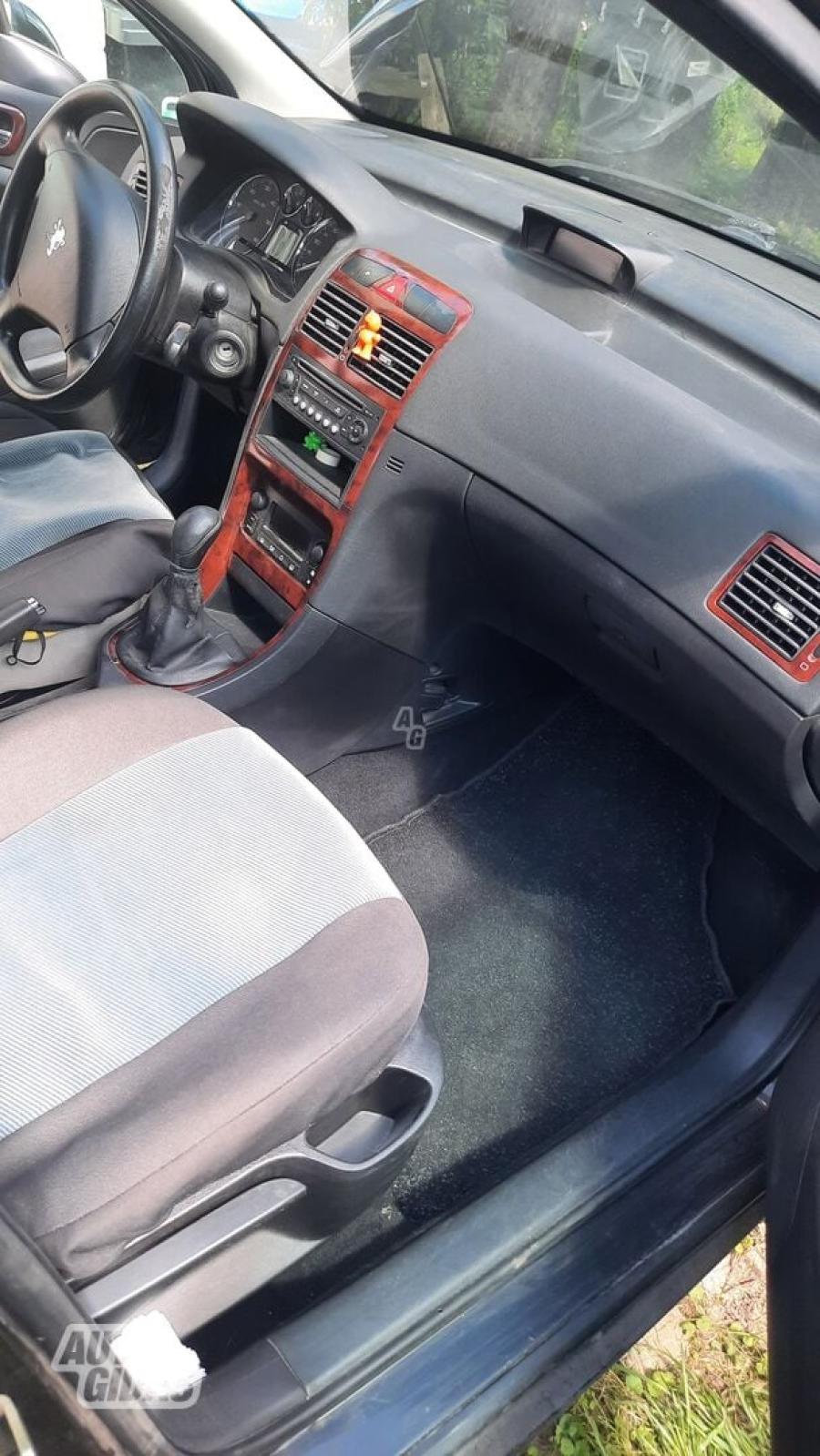 Melns Peugeot 307 2006 Viļņa, ar dzinēja tilpumu 1.60 L un nobraukumu 260 tūkst. km par 1400 €, foto 10 vietnē AUTOMOTO.COM.LV