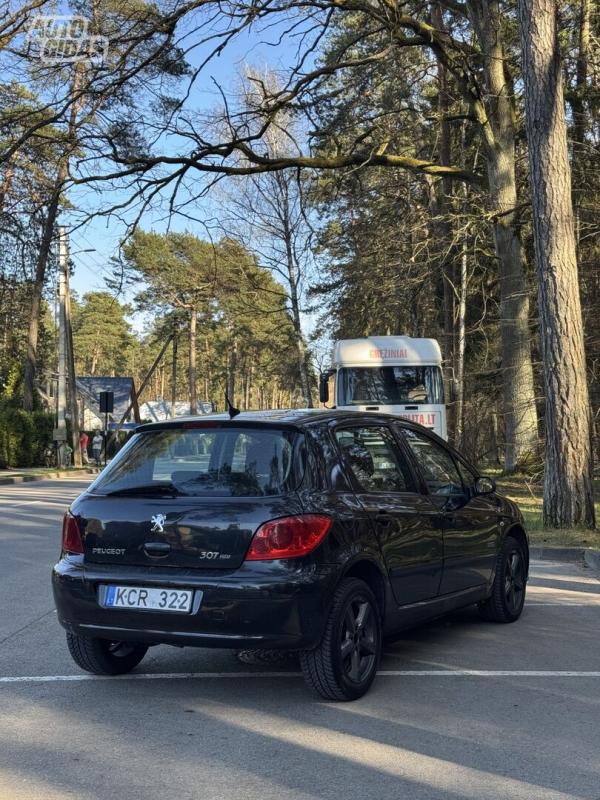 Black Peugeot 307 2006 in Alytus, with an engine capacity of 1.60 L and mileage of 280 thousand km for 1500 €, photo 4 on AUTOMOTO.COM.LV