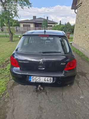 Черный Пежо 307 2006 в Вильнюс, объемом двигателя 1.60 л и пробегом 223 тыс. км за 1200 €, фото 5 на AUTOMOTO.COM.LV
