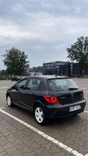 Melns Peugeot 307 2006 Kauņa, ar dzinēja tilpumu 1.56 L un nobraukumu 305 tūkst. km par 1100 €, foto 3 vietnē AUTOMOTO.COM.LV
