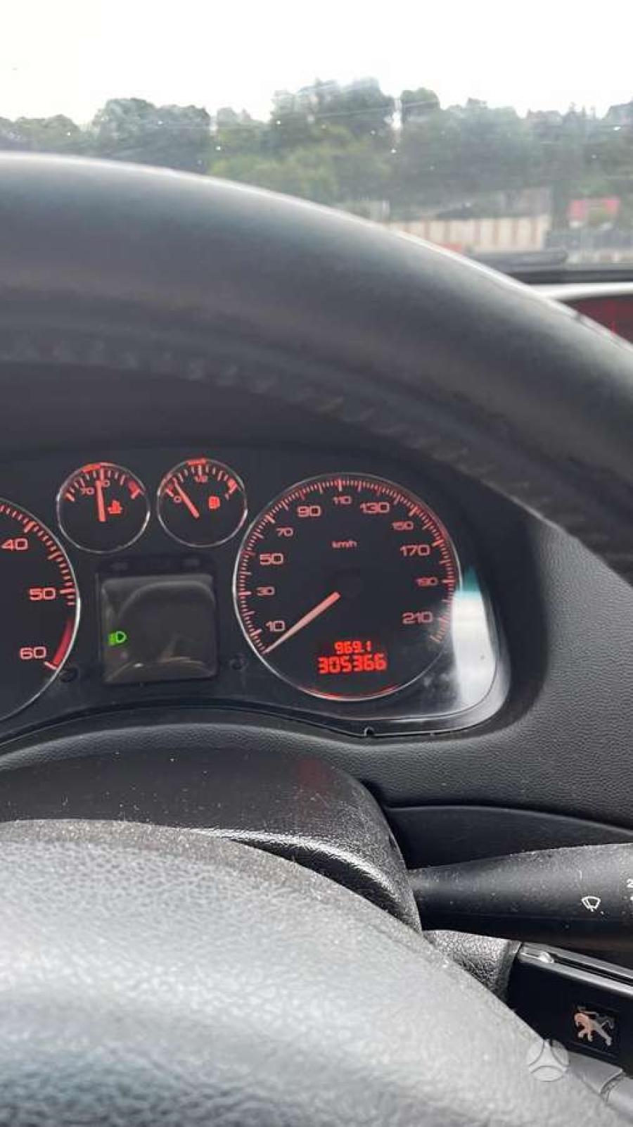 Melns Peugeot 307 2006 Kauņa, ar dzinēja tilpumu 1.56 L un nobraukumu 305 tūkst. km par 1100 €, foto 9 vietnē AUTOMOTO.COM.LV