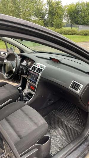 Melns Peugeot 307 2006 Kauņa, ar dzinēja tilpumu 1.56 L un nobraukumu 305 tūkst. km par 1100 €, foto 10 vietnē AUTOMOTO.COM.LV