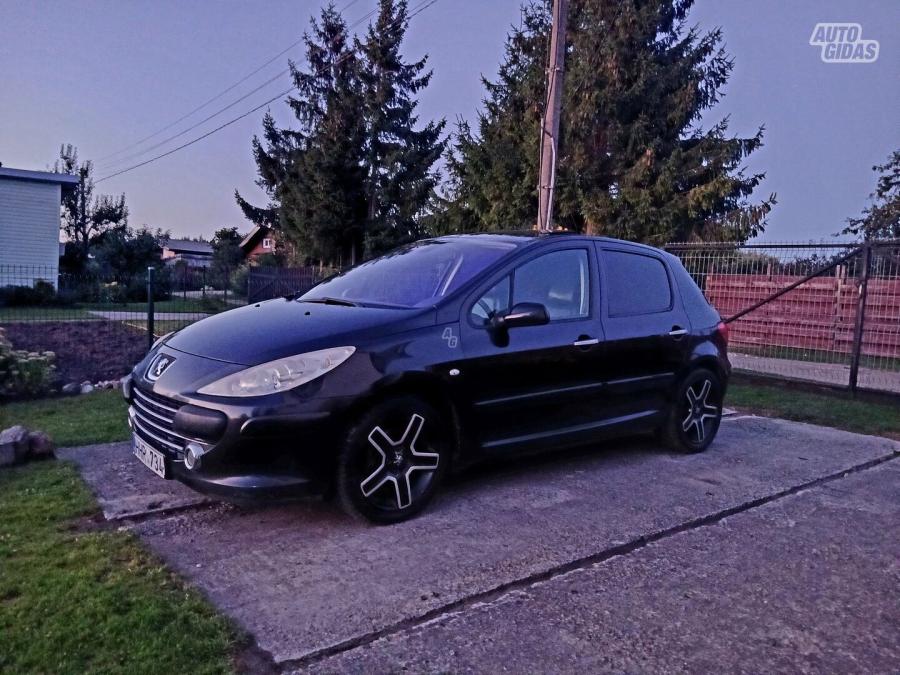 Черный Пежо 307 2006 в Клайпеда, объемом двигателя 1.60 л и пробегом 382 тыс. км за 850 €, фото 5 на AUTOMOTO.COM.LV