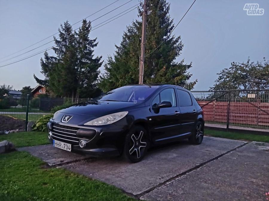 Черный Пежо 307 2006 в Клайпеда, объемом двигателя 1.60 л и пробегом 382 тыс. км за 850 €, фото 8 на AUTOMOTO.COM.LV