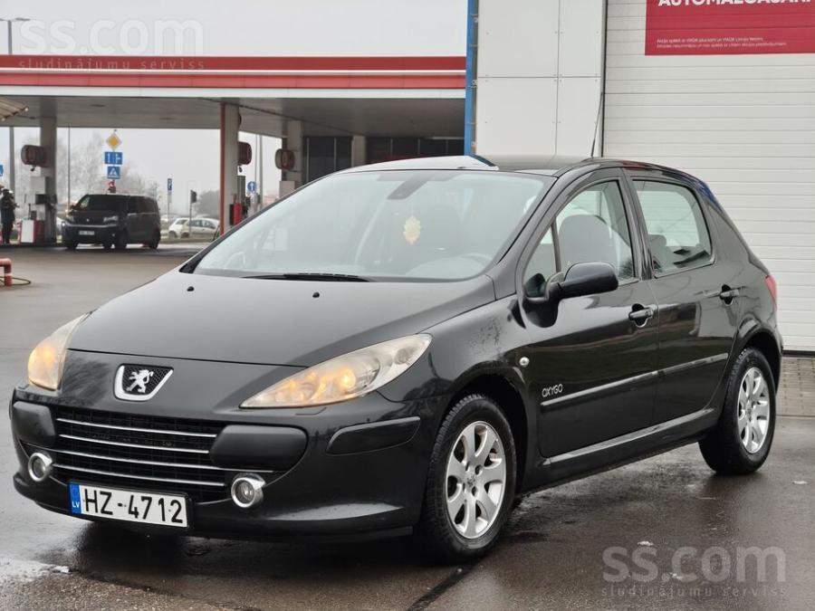 Black Peugeot 307 2007 in Riga, with an engine capacity of 1.60 L and mileage of 165 thousand km for 2000 €, photo 1 on AUTOMOTO.COM.LV