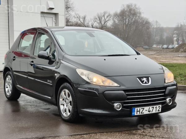 Black Peugeot 307 2007 in Riga, with an engine capacity of 1.60 L and mileage of 165 thousand km for 2000 €, photo 3 on AUTOMOTO.COM.LV