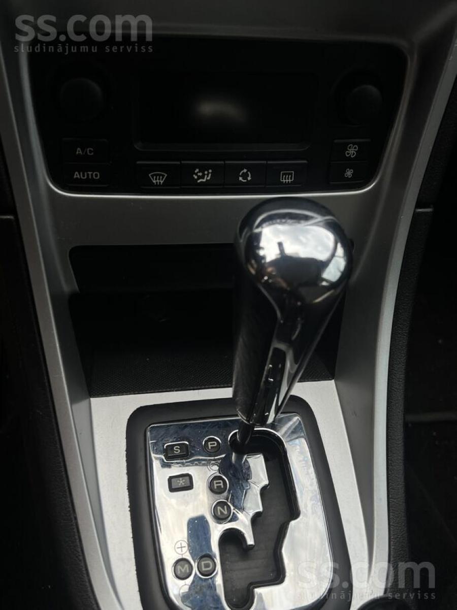 Black Peugeot 307 2007 in Riga, with an engine capacity of 1.60 L and mileage of 169 thousand km for 1750 €, photo 11 on AUTOMOTO.COM.LV