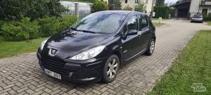 Melns Peugeot 307 2007 Kauņa, ar dzinēja tilpumu 1.60 L un nobraukumu 294 tūkst. km par 1000 €, foto  vietnē AUTOMOTO.COM.LV