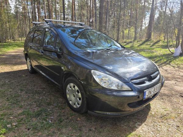 Черный Пежо 307 2002 в Рига, объемом двигателя 1.60 л и пробегом 285 тыс. км за 1100 €, фото 2 на AUTOMOTO.COM.LV