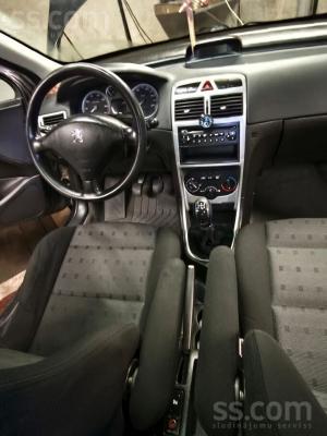 Melns Peugeot 307 2002 Rīga, ar dzinēja tilpumu 1.60 L un nobraukumu 285 tūkst. km par 1100 €, foto 10 vietnē AUTOMOTO.COM.LV