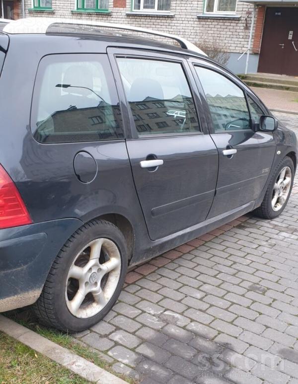 Melns Peugeot 307 2006 Ventspils, ar dzinēja tilpumu 1.60 L un nobraukumu 349 tūkst. km par 450 €, foto 3 vietnē AUTOMOTO.COM.LV