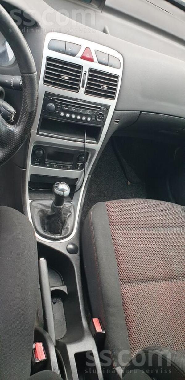 Melns Peugeot 307 2006 Ventspils, ar dzinēja tilpumu 1.60 L un nobraukumu 349 tūkst. km par 450 €, foto 6 vietnē AUTOMOTO.COM.LV