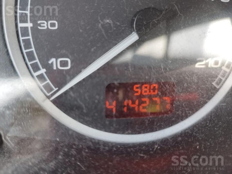 Melns Peugeot 307 2004 Gulbene, ar dzinēja tilpumu 2.00 L un nobraukumu 414 tūkst. km par 300 €, foto 4 vietnē AUTOMOTO.COM.LV