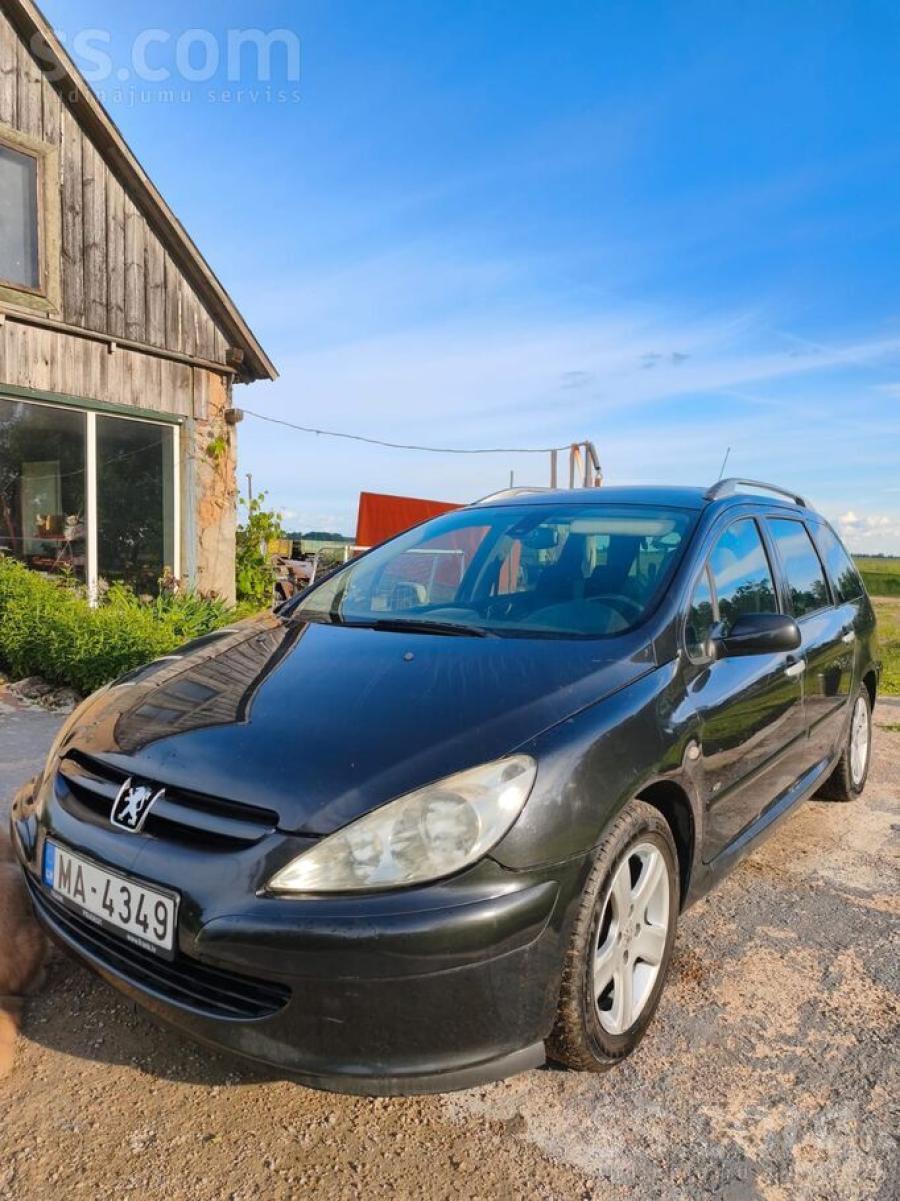 Black Peugeot 307 2005 in Bauska, with an engine capacity of 2.00 L and mileage of 380 thousand km for 1700 €, photo 3 on AUTOMOTO.COM.LV