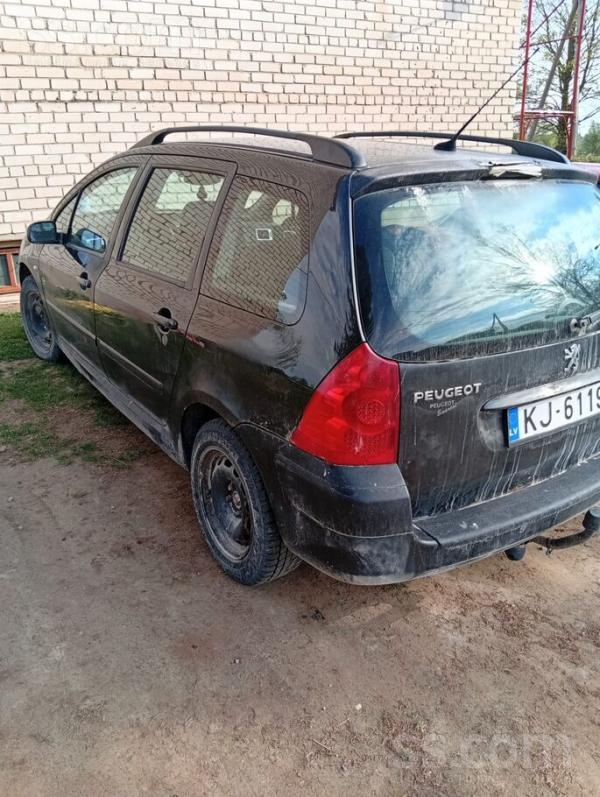 Melns Peugeot 307 2006 Rīga, ar dzinēja tilpumu 1.60 L un nobraukumu 422 tūkst. km par 550 €, foto 4 vietnē AUTOMOTO.COM.LV