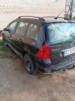 Black Peugeot 307 2006 in Riga, with an engine capacity of 1.60 L and mileage of 422 thousand km for 550 €, photo 5 on AUTOMOTO.COM.LV