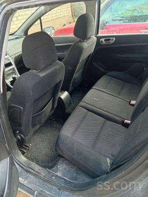 Black Peugeot 307 2006 in Riga, with an engine capacity of 1.60 L and mileage of 422 thousand km for 550 €, photo 7 on AUTOMOTO.COM.LV