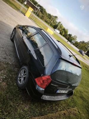 Black Peugeot 307 2006 in Panevezys, with an engine capacity of 1.60 L and mileage of 330 thousand km for 300 €, photo 4 on AUTOMOTO.COM.LV